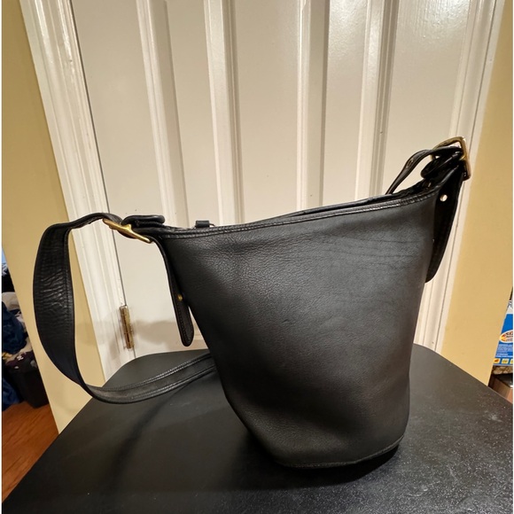 Coach | Bags | Vintage Coach 9953 Helen Legacy Leather Duffle Bucket Shoulder Black Bag | Poshmark